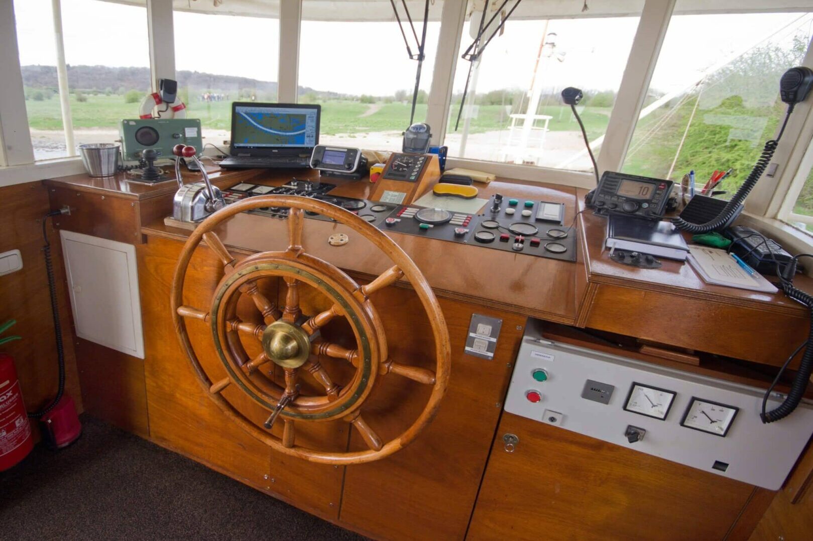 Safarischip de Blauwe Bever - reserveer direct een vaart in ...